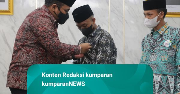 Saat Santri Asal Probolinggo Jadi Menteri Agama Sehari | kumparan.com